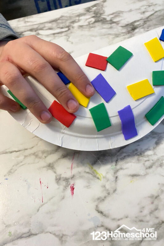 ? Paper Plate Tambourine Musical Instrument Craft