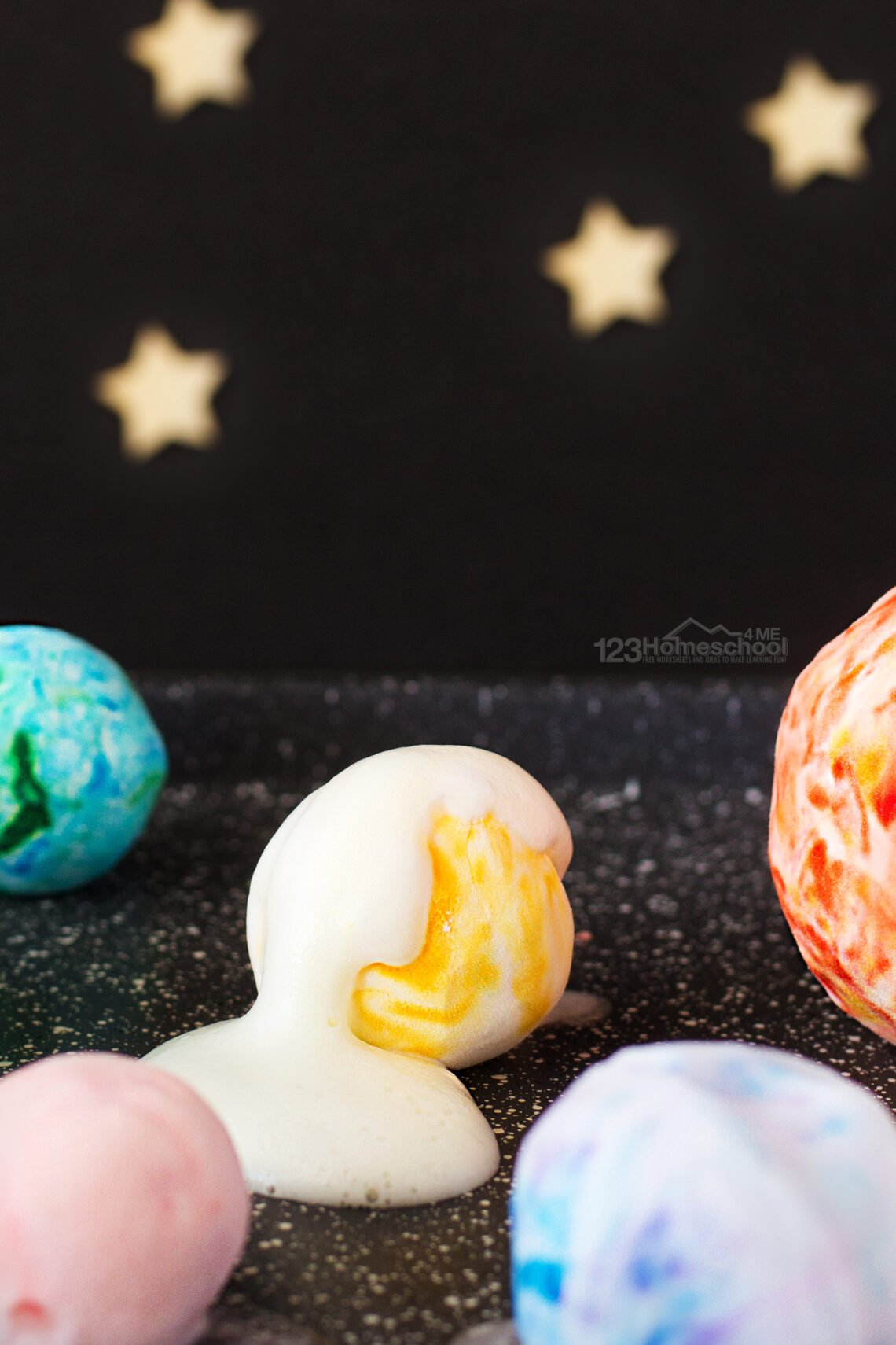 🪐 Fizzing Planets Solar System Project for Kids
