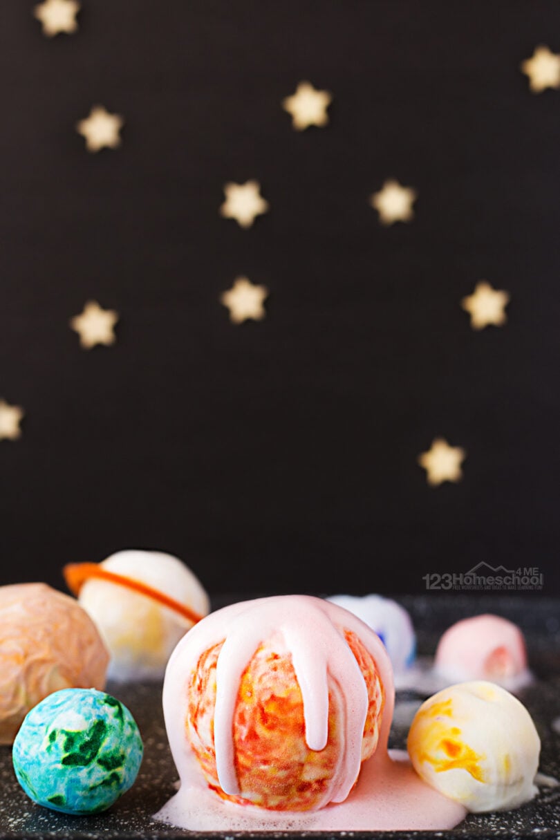 🪐 Fizzing Planets Solar System Project for Kids