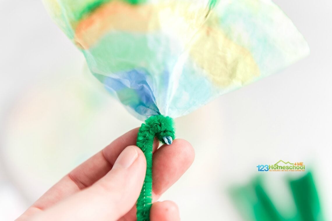 🌸 Beautiful Chromatography Flowers Science Project for Kids
