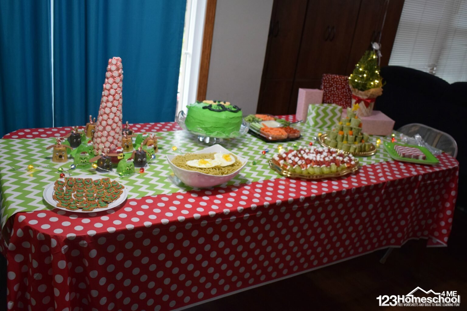 Super CUTE Grinch Themed Party