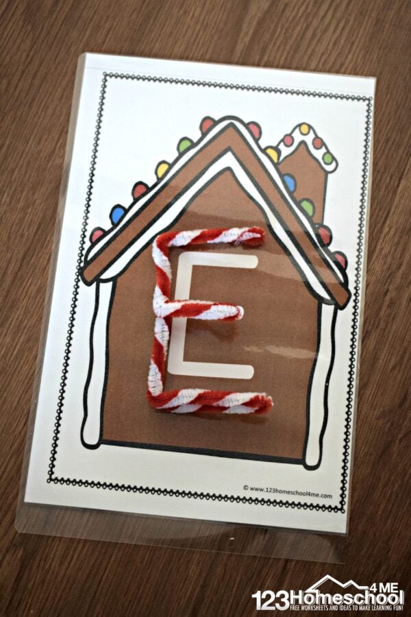 🎄 FREE Alphabet Gingerbread Activities