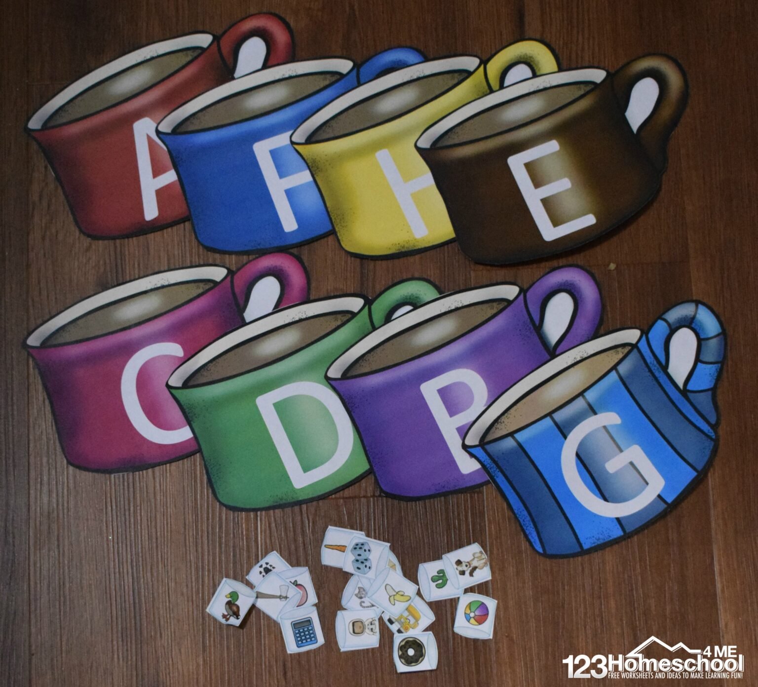 ☕ FREE Hot Chocolate Beginning Sounds Match Winter Phonics Game