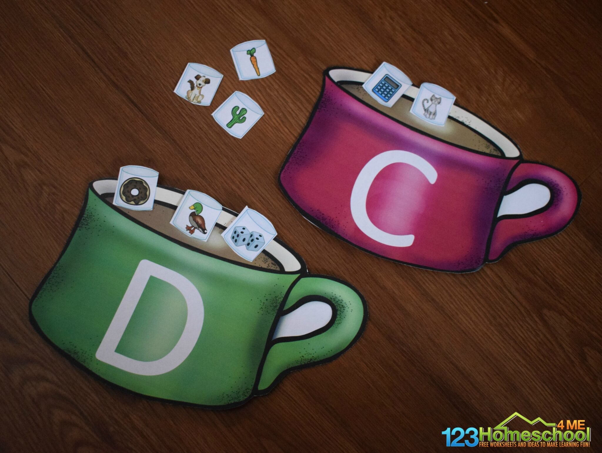 ☕ FREE Hot Chocolate Beginning Sounds Match Winter Phonics Game