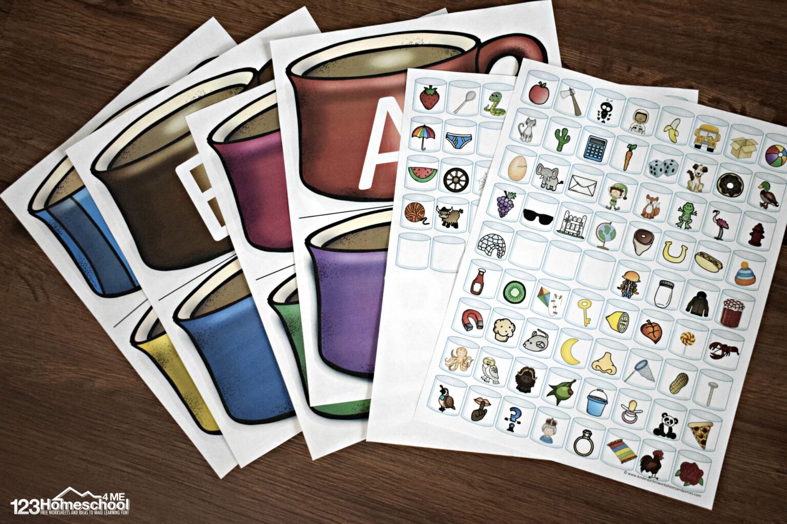 ☕ FREE Hot Chocolate Beginning Sounds Match Winter Phonics Game