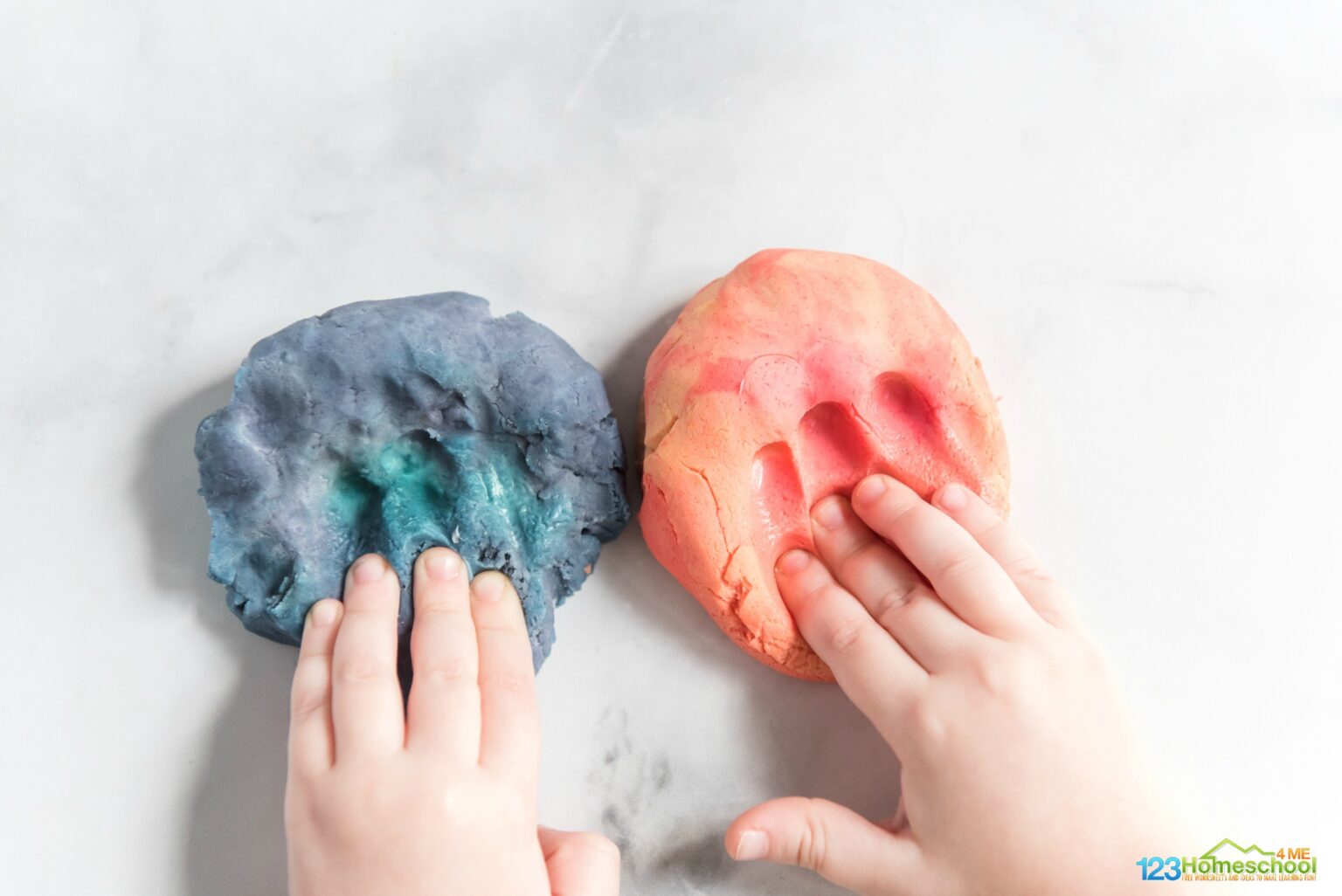 Amazing Color Changing Playdough - EASY Thermochromic Recipe