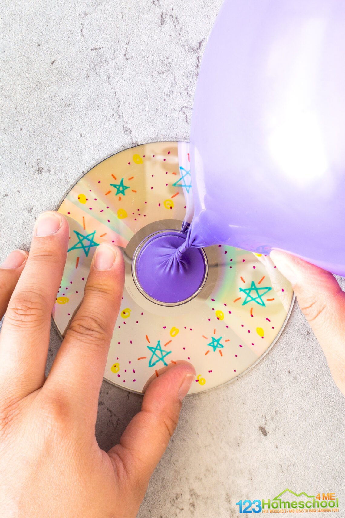 Super EASY-to-Make Balloon Hovercraft