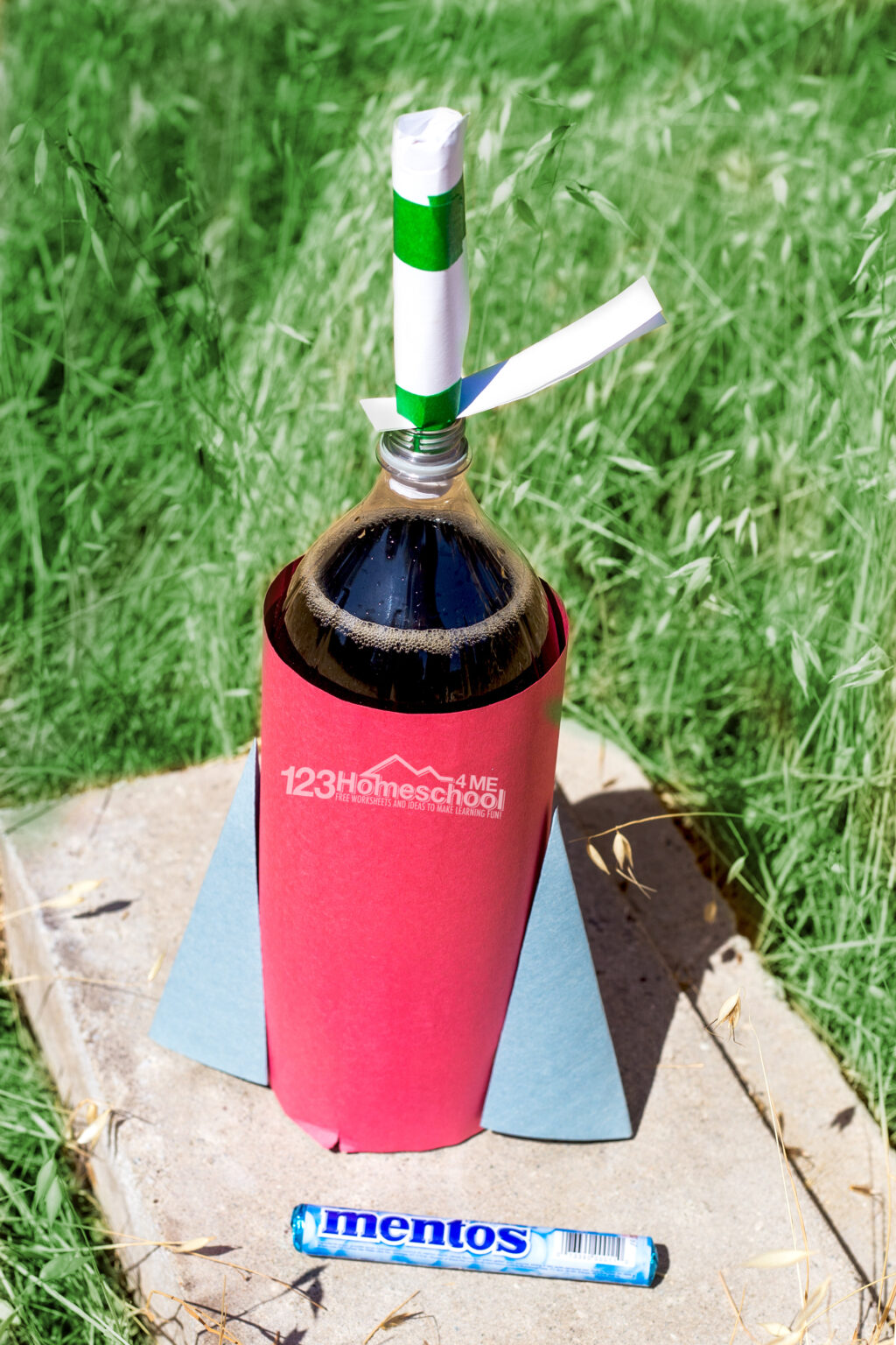 💥 EPIC Mentos and Soda Science Experiment