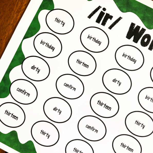 FREE 5-in-a-Row Phonics ir Words Game - Learning R Controlled Vowels