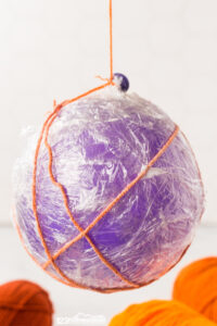 🍂 Fun-to-Make Yarn Pumpkins Craft for Kids