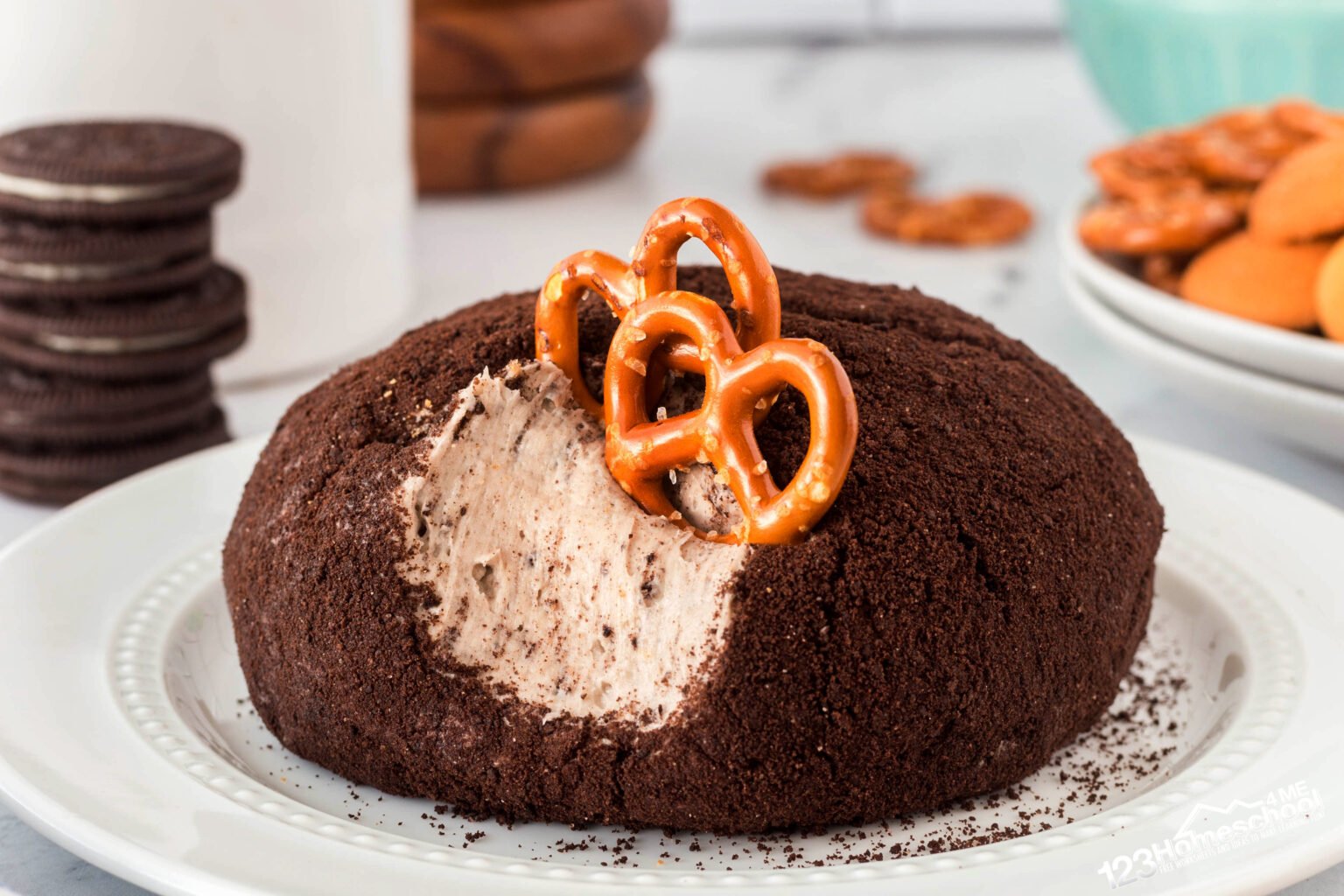 Oreo Cream Cheeseball Appetizer