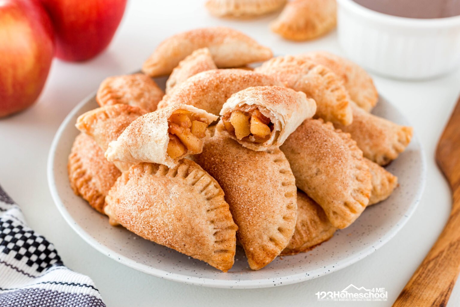 Apple Hand Pies in Carmel Dipping Sauce Recipe