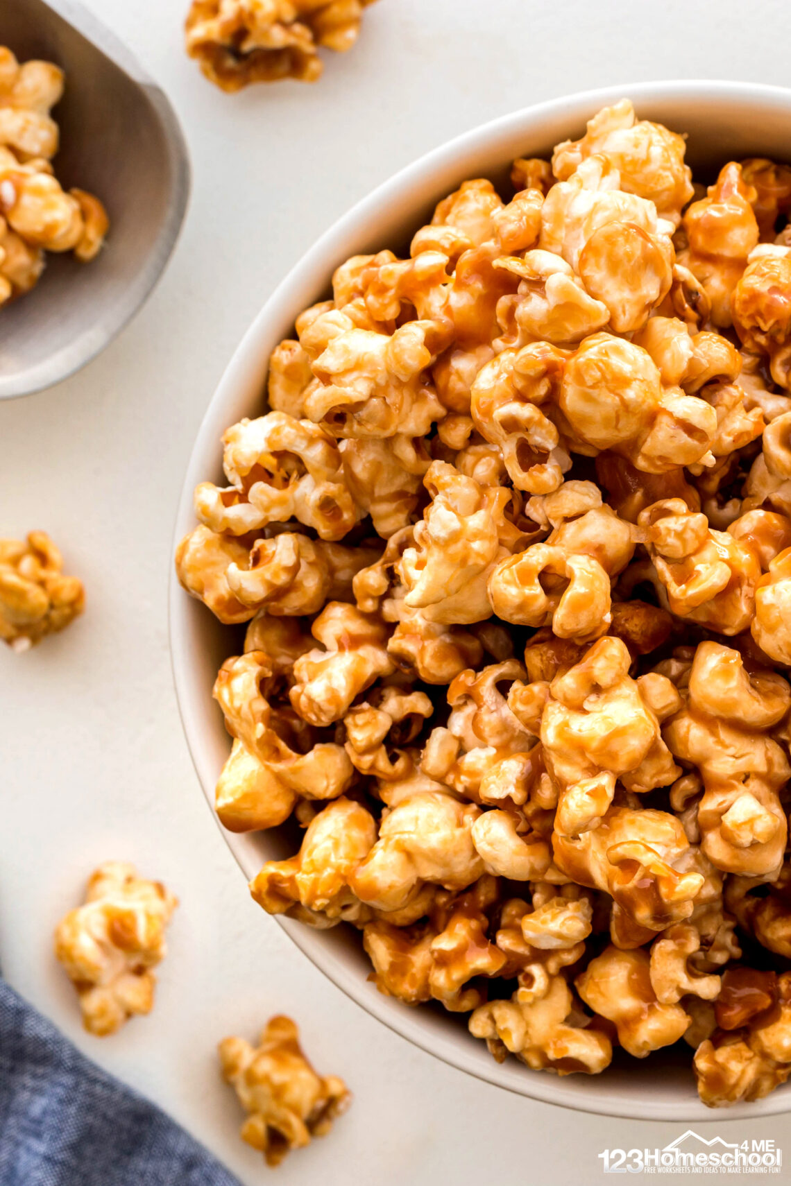 EASY Microwave Carmel Popcorn Recipe